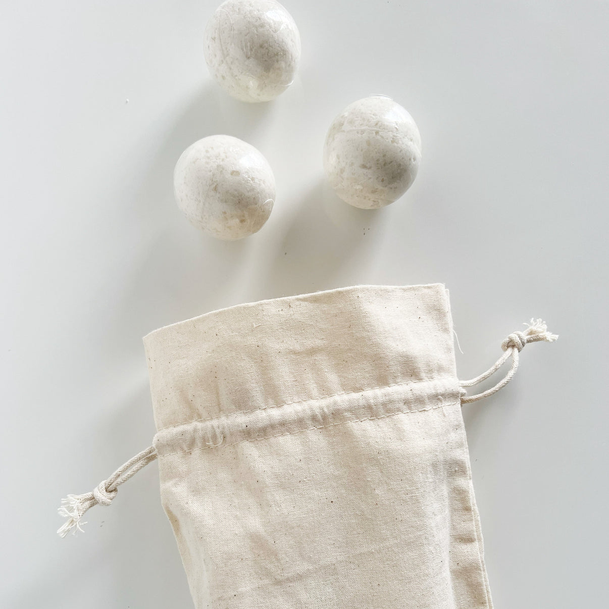 Mini Bath Bomb Bundle: 10 Mini Oatmeal, Milk + Honey Bath Bombs by SOAK ...